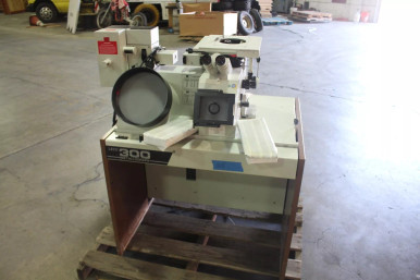 METALLOGRAPH INVERTED MICROSCOPE LECO 300 LOADED - MallofAmercia