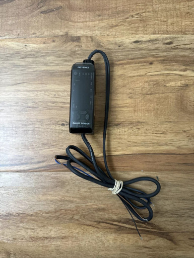 KEYENCE Laser sensor amplifier GT-71AP - MallofAmercia