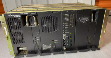 Motorola Quantar T5365A Repeater Base Station 800 Mhz - MallofAmercia