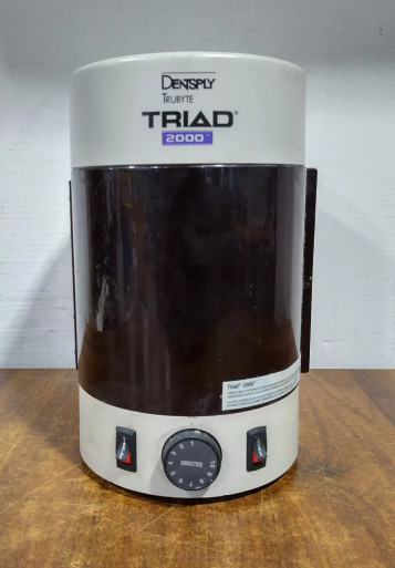 Dentsply Trubyte Triad 2000 Compact Acrylic Dental Visible Light Cure ...