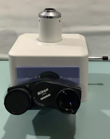 Nikon Microscope Eclipse E800 Trinocular Tilting Ergo Head