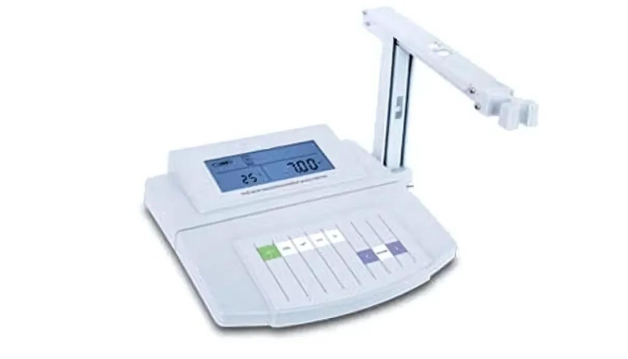BR BIOCHEM PH Meter