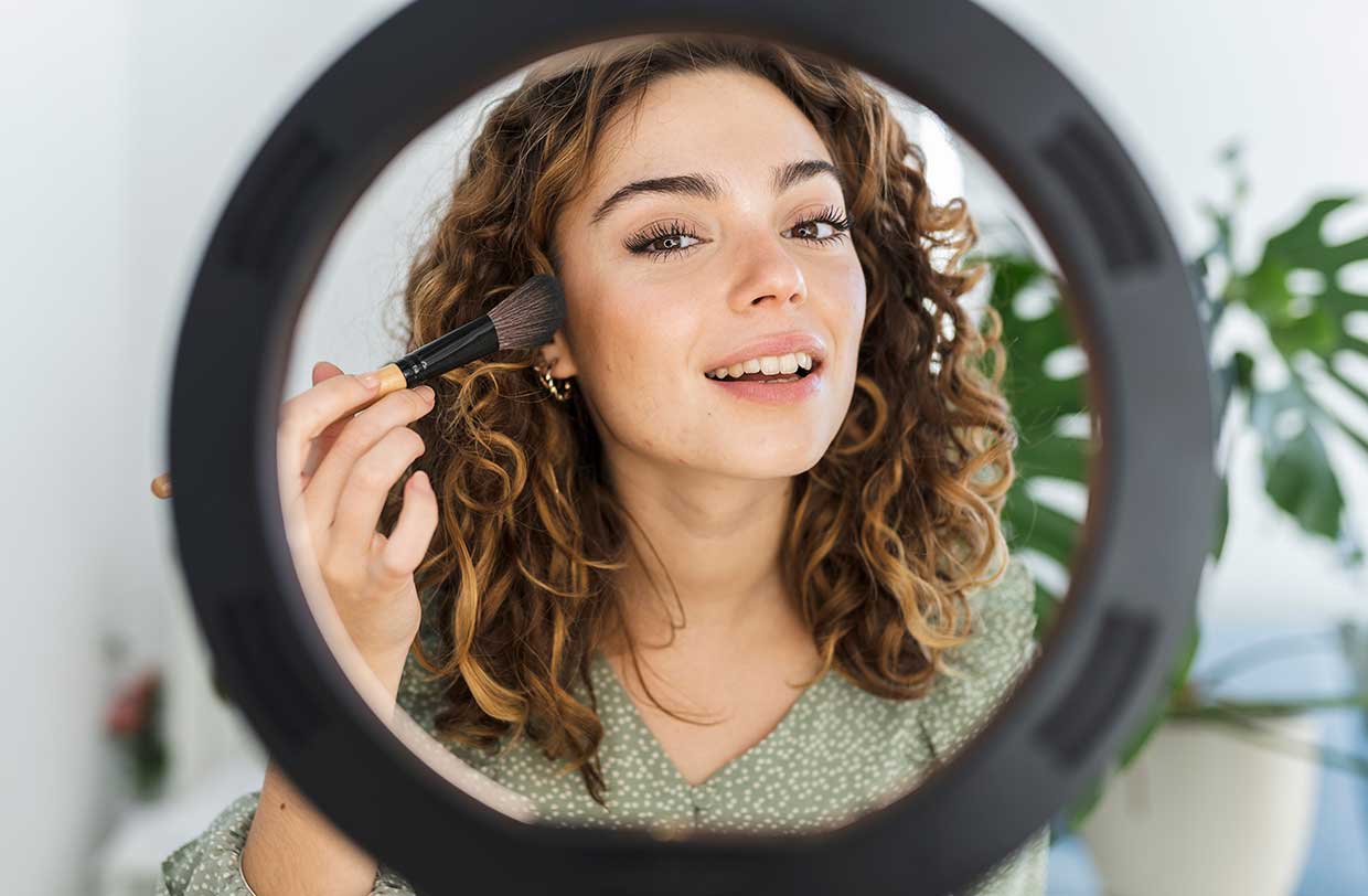 Glazed Skin: il beauty trend per una pelle luminosissima! - PiùMe