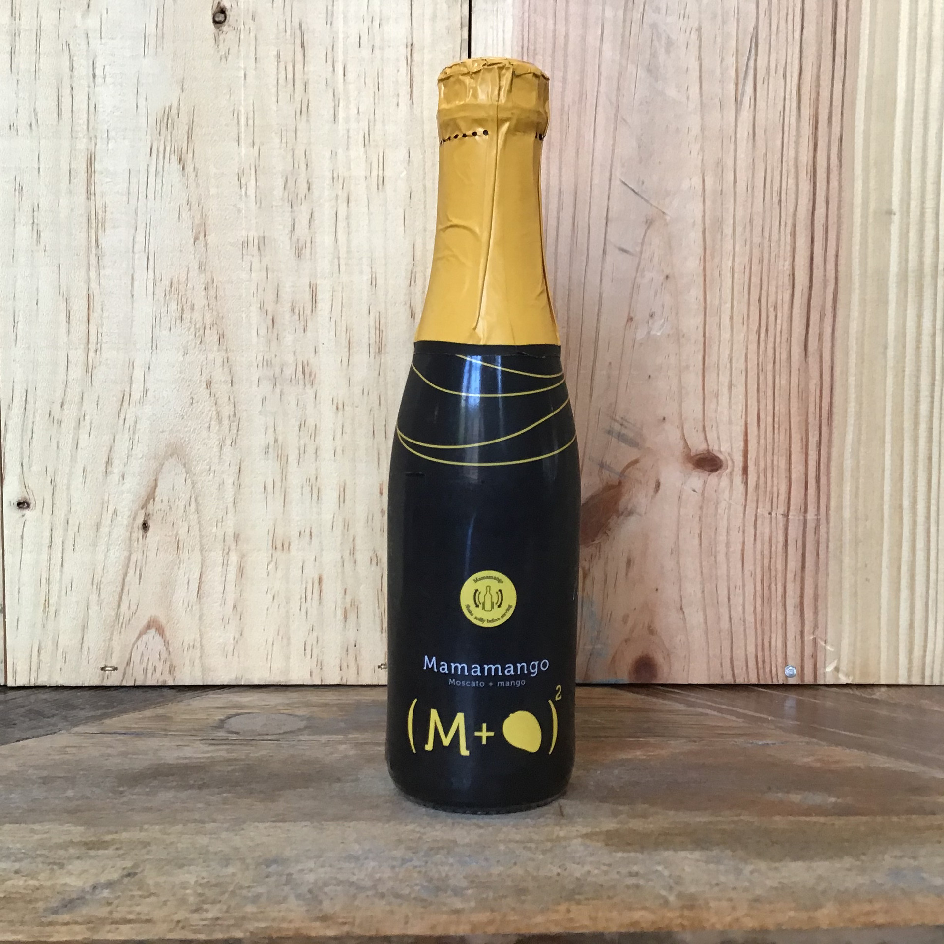 (MA) SMALL BOTTLE Mamamango - Moscato + Mango - 187mL - 57th Street Wines