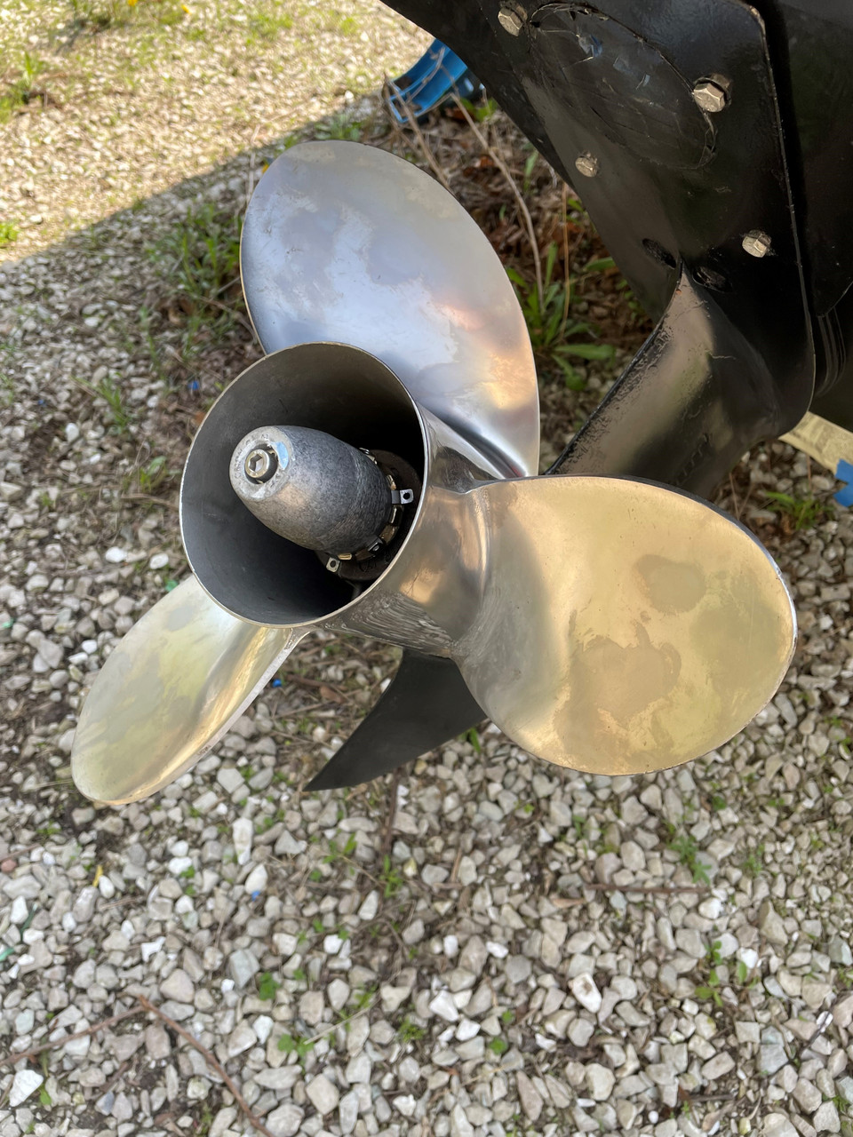 Alpha One / Bravo One Propeller Nut with Zinc Anode | BoatZincs.com