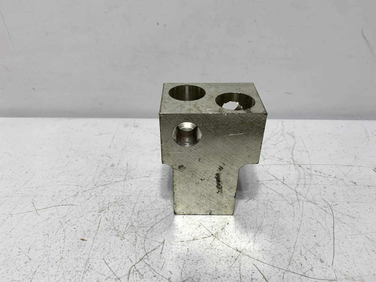 Siemens TA2-K750 Breaker Terminal Lug - Chase Surplus
