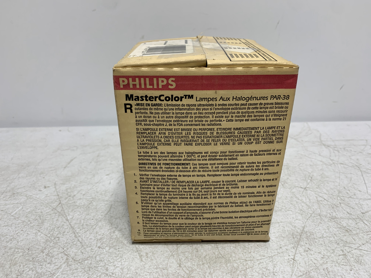 Philips CDM100/PAR38/SP MasterColor Metal Halide PAR-38 100W Bulb