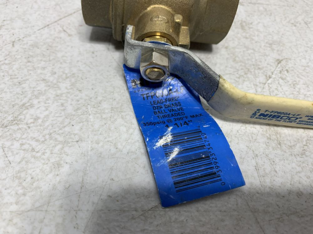 Nibco TFP600A-LF Ball Valve 1-1/4" Lead-Free Brass Threaded