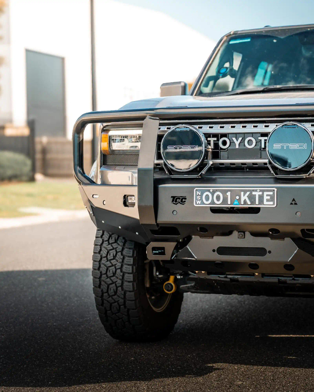 The Cruiser Company | High Clearance Full Hoop Front Bumper | 24+ Land ...