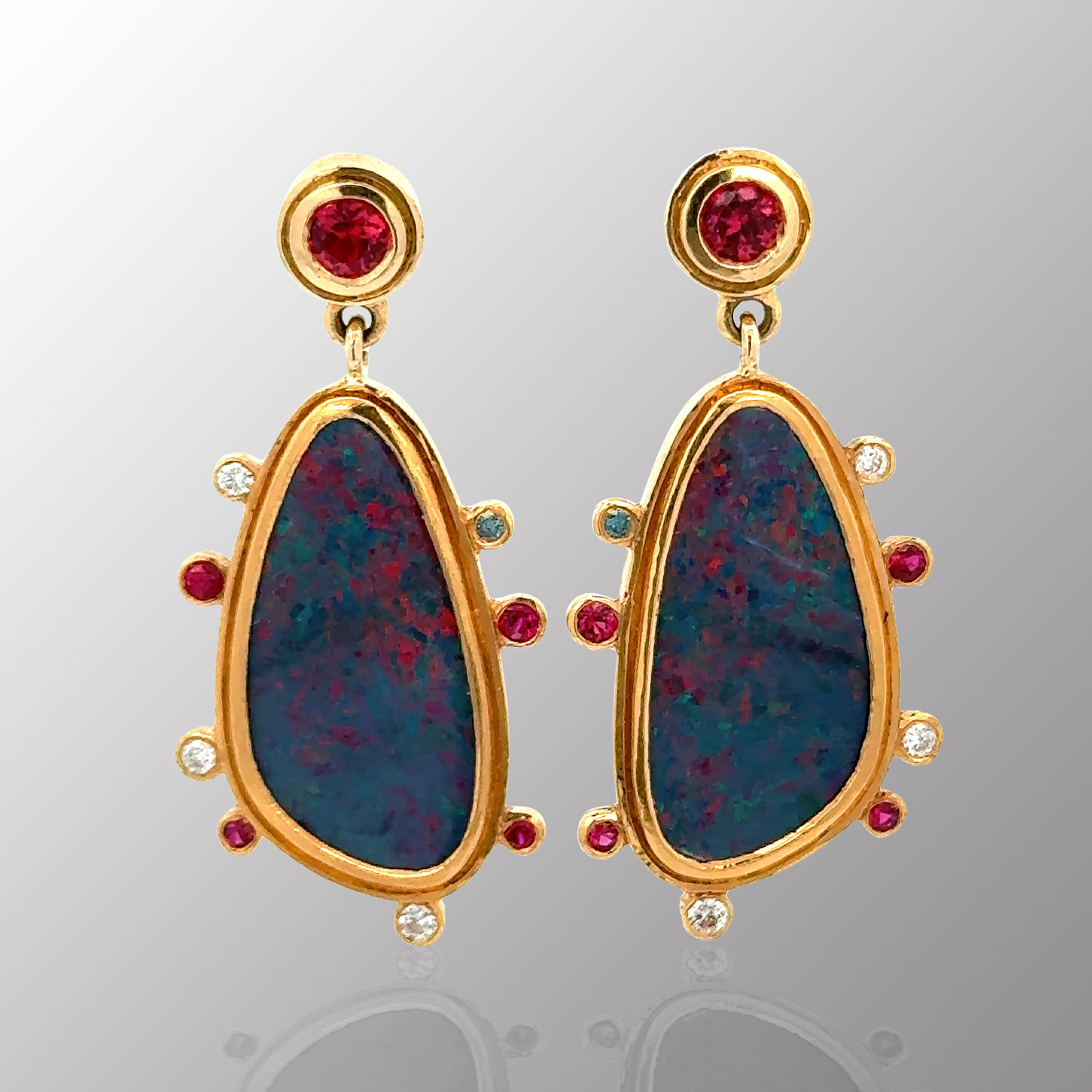View our Selection of Handcrafted Necklaces & Pendants in Yellow Gold ...