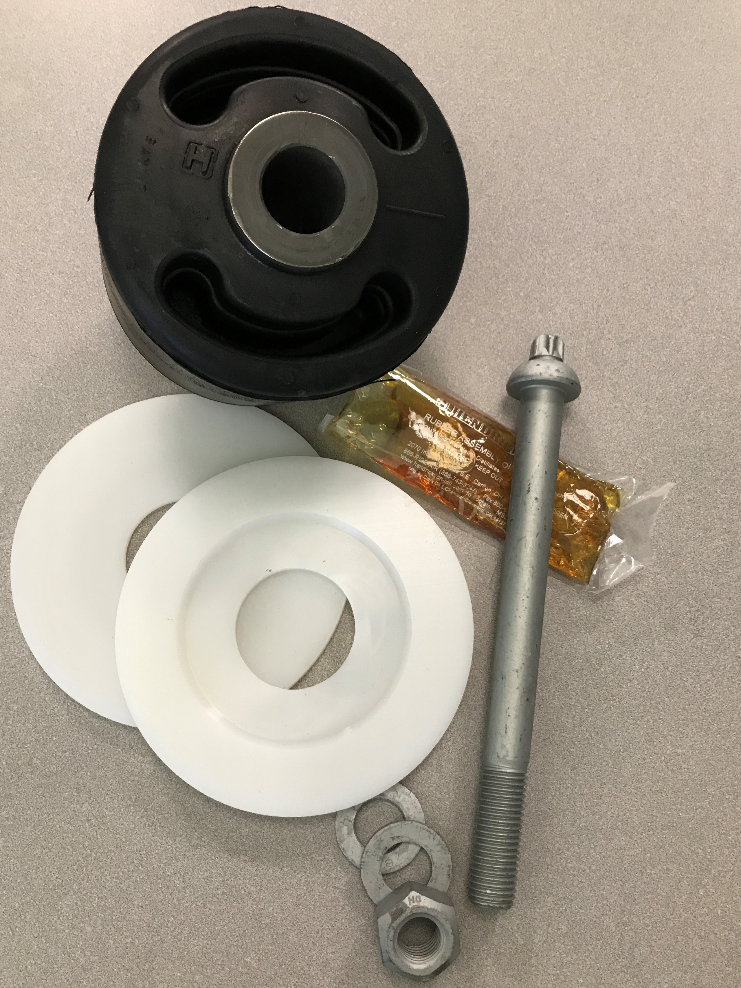 Hendrickson / HENS-24691 / Bushing Kit For Intraax Wide Hanger