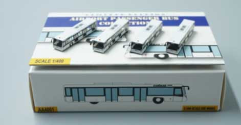 Airport Buses, White, 4 (1:400) - Collectable Jets