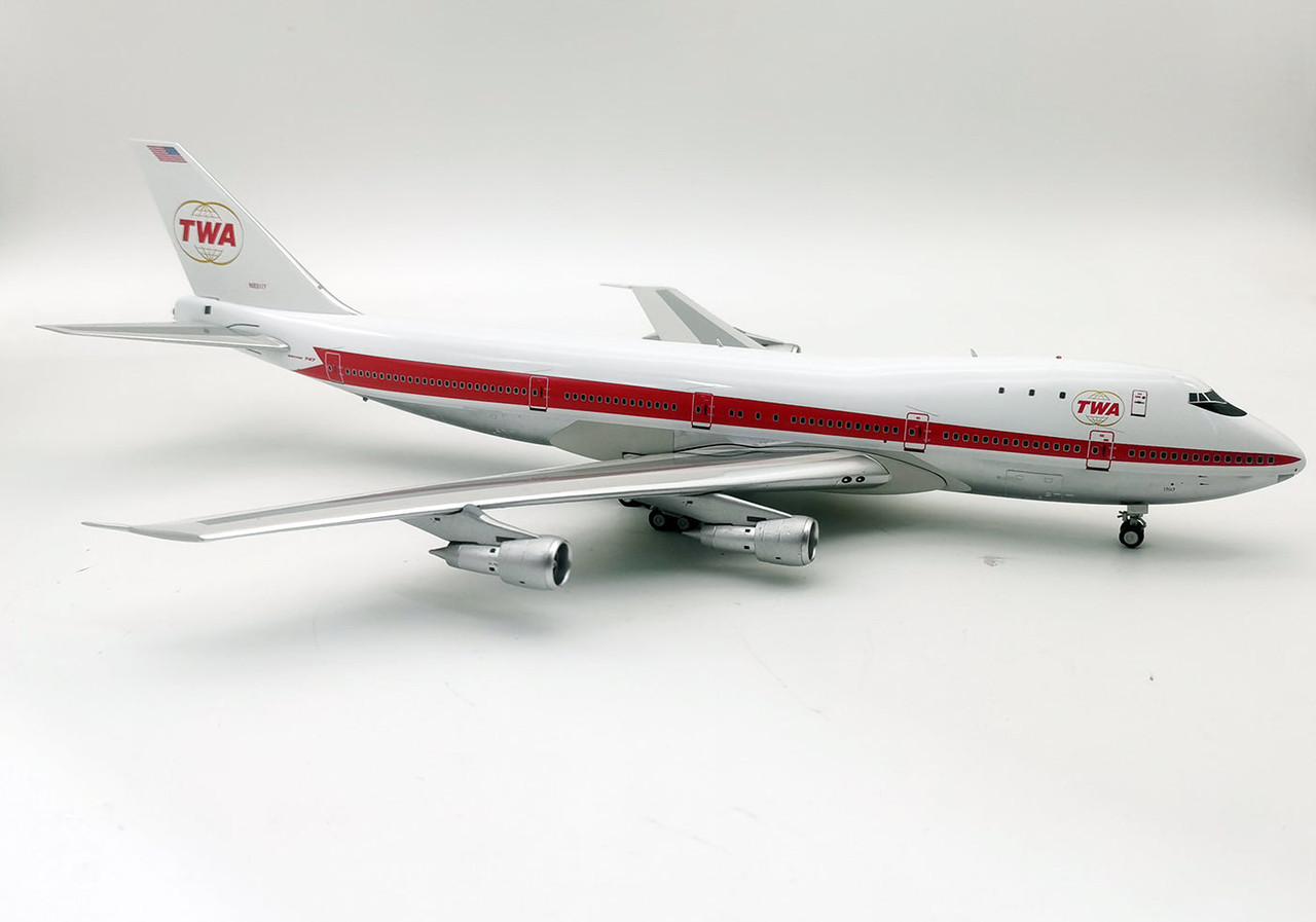 Trans World Airlines - TWA Boeing 747-131 N93117 with stand 1:200