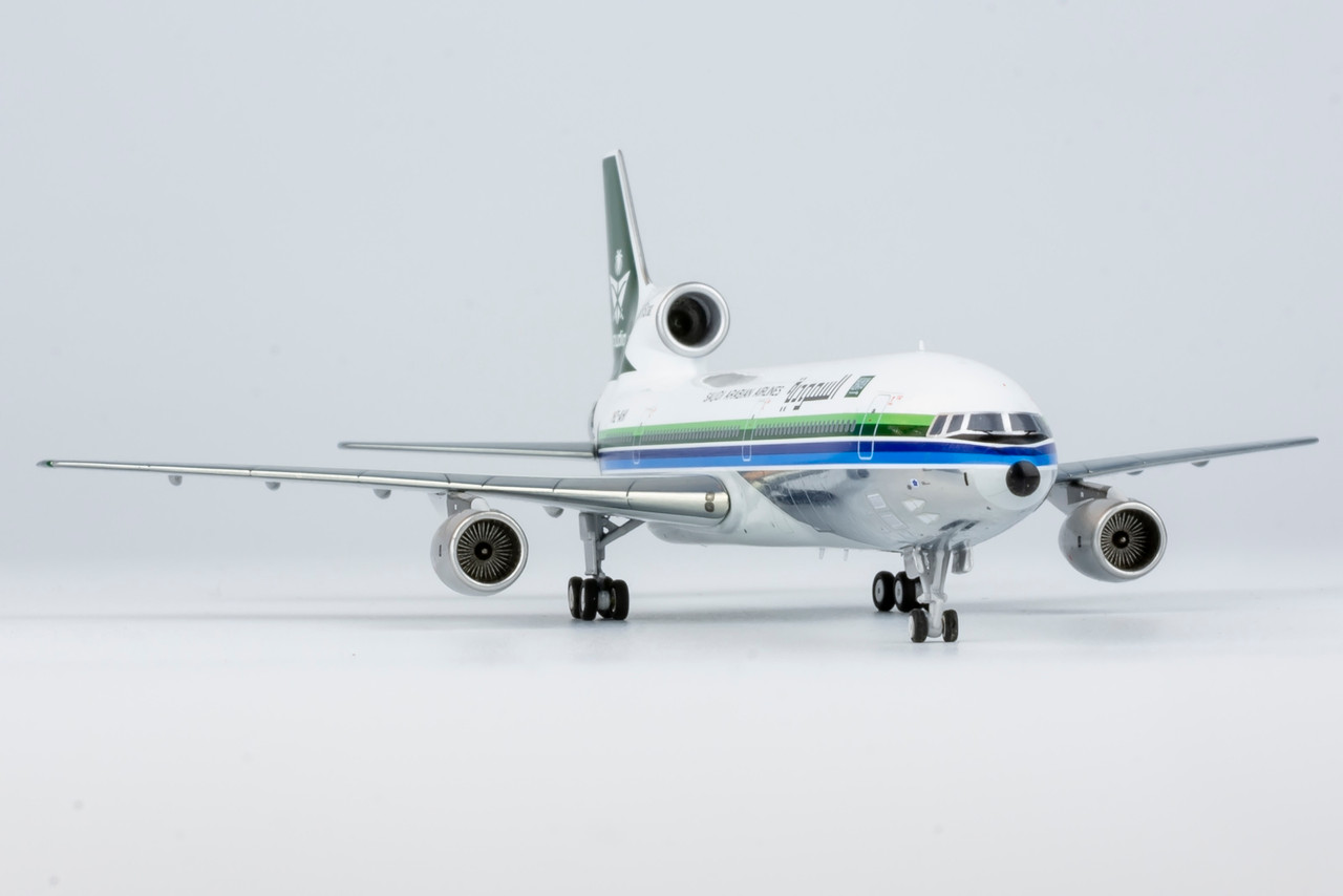 Saudia - Saudi Arabian Airlines L-1011-200 HZ-AHI (1980s colors ...