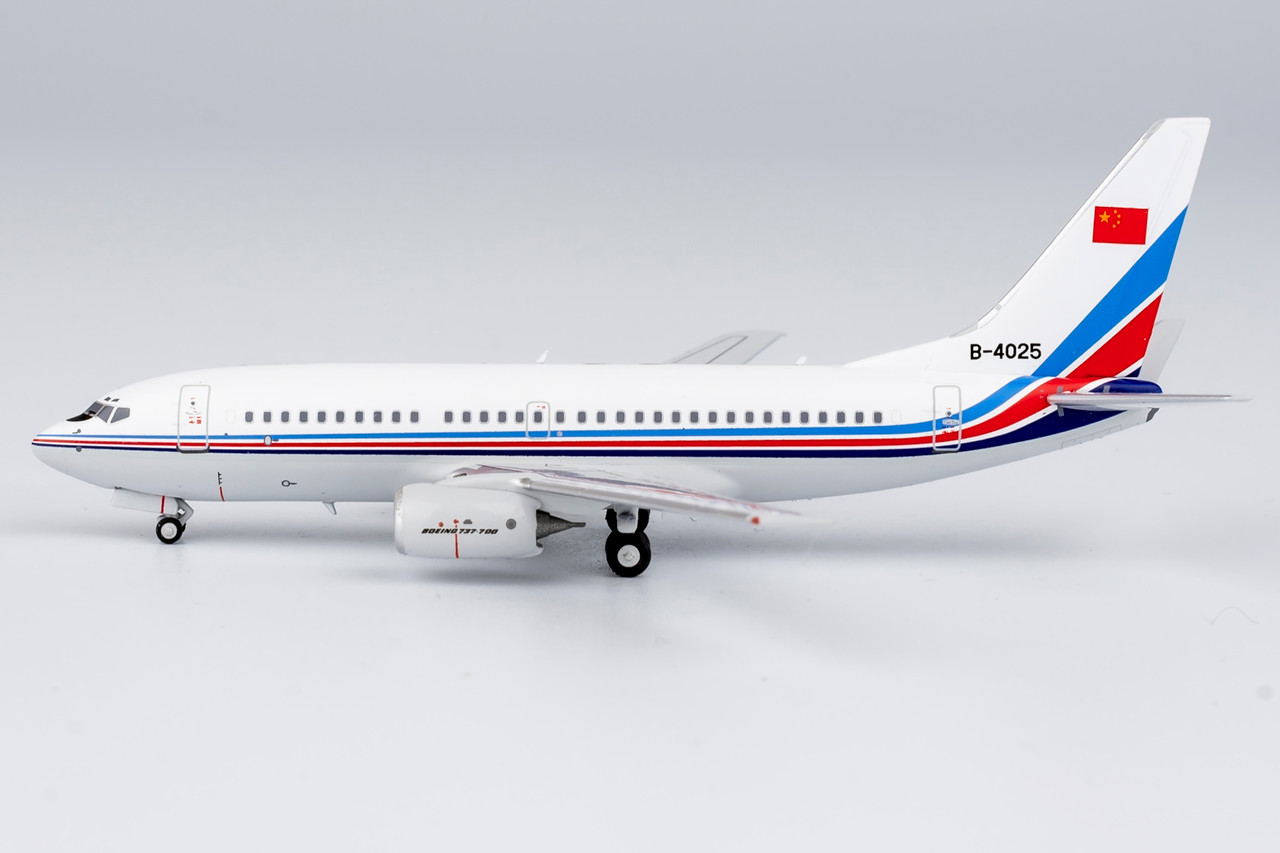 NG Models PLAAF 737-700 B-4025 77039 1:400