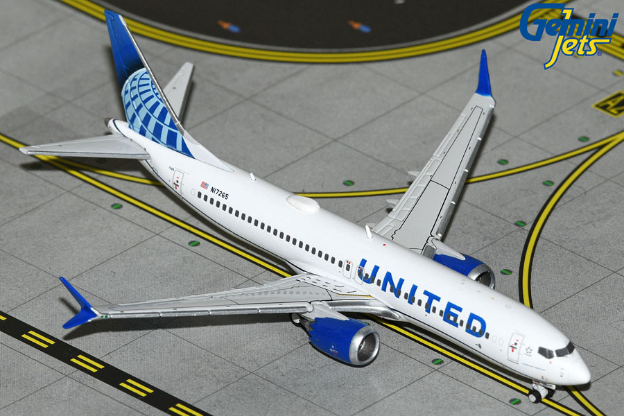 Gemini Jets United Airlines B737 MAX 8 N17265 GJUAL2225 1:400