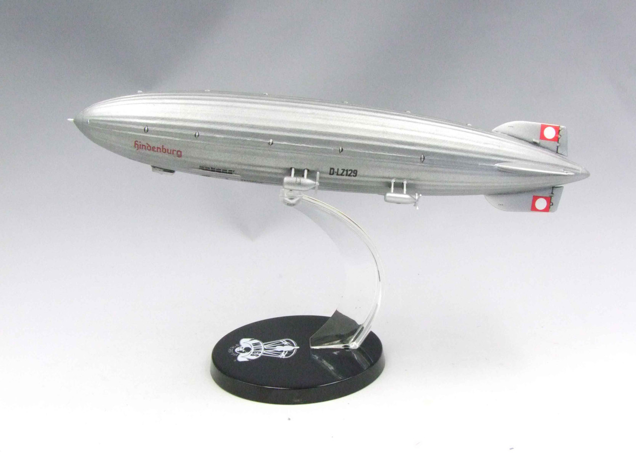 Wings of the Great War LZ 129 Hindenburg Display Model Hindenburg-class ...