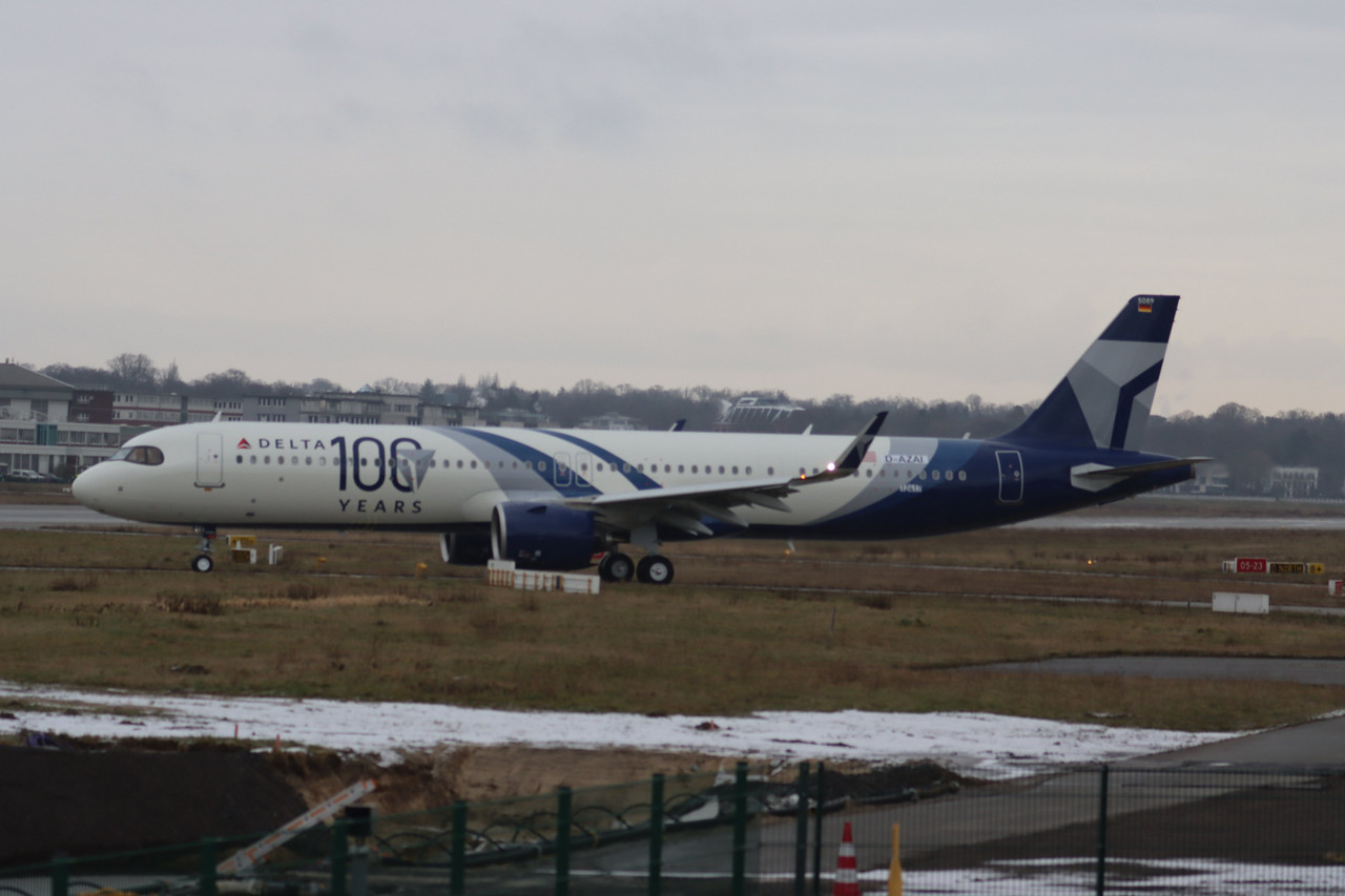 Panda Models Delta Air Lines A321-271NX (100 Years) N589DT PMDAZAI ...