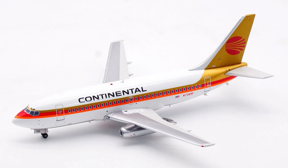 InFlight200 Continental Airlines 737-200 N7389F with stand IF732CO1024 ...