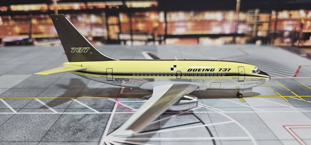 KJ Models Boeing 737-100 N73700 Polished KJ-B731-101 Scale 1:200