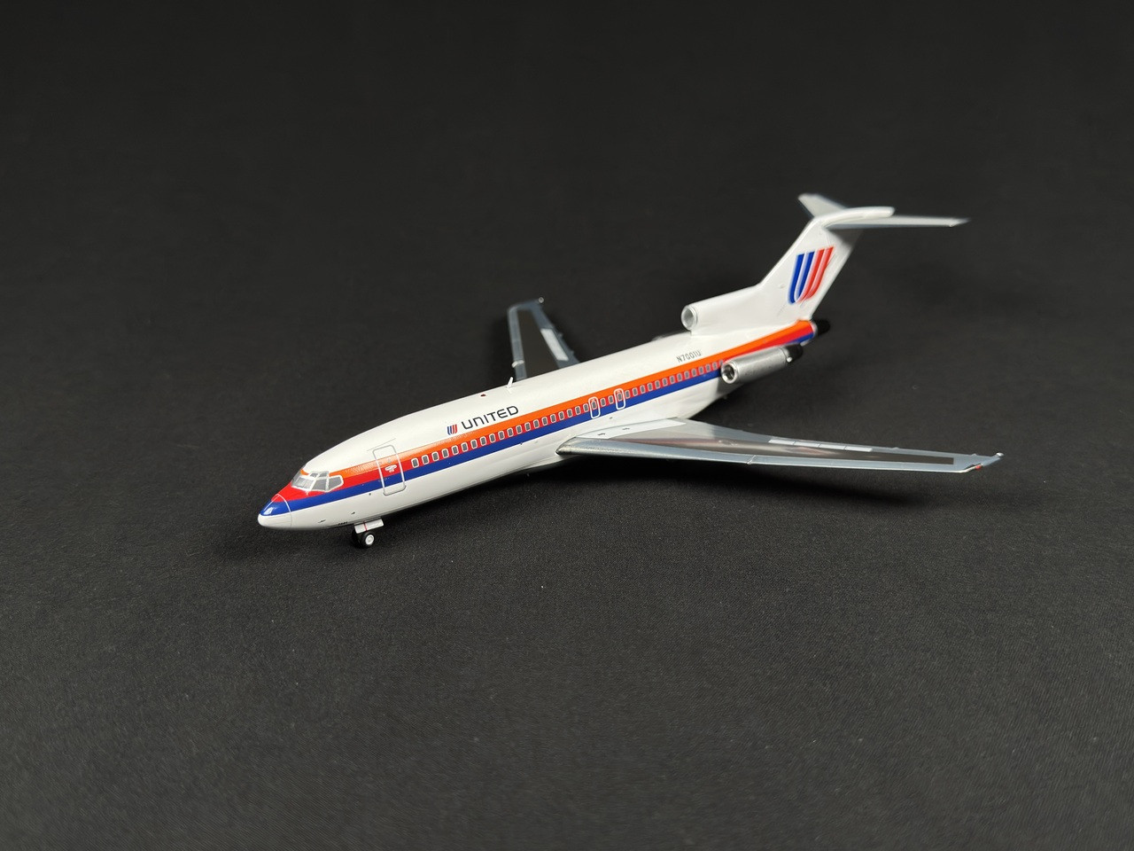 Gemini200 United Airlines B727-100 Saul Bass livery N7001U G2UAL948 1:200