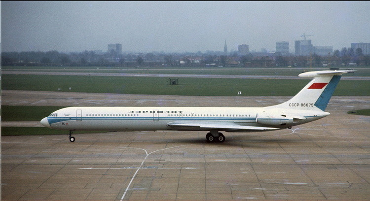 Phoenix Models Aeroflot Il-62 CCCP-86675 12005 Scale 1:400