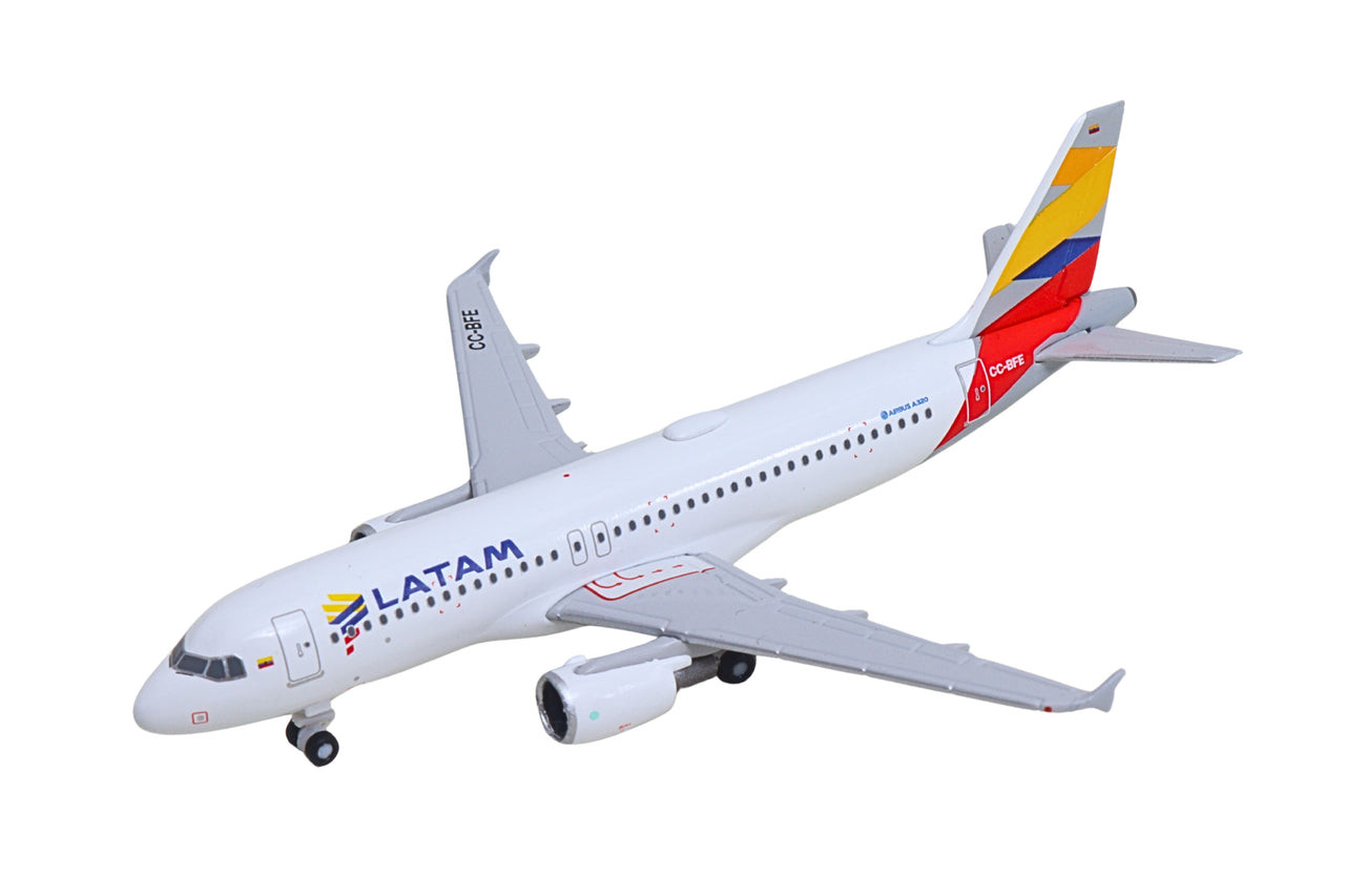 Herpa Wings LATAM Airlines Chile Airbus A320 - Colombia Flag livery Reg ...
