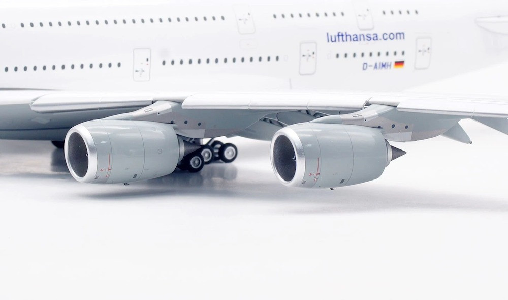 SQ Wings Lufthansa A380 Reg: D-AIMH "Flaps Down" L2078FD Scale 1:200