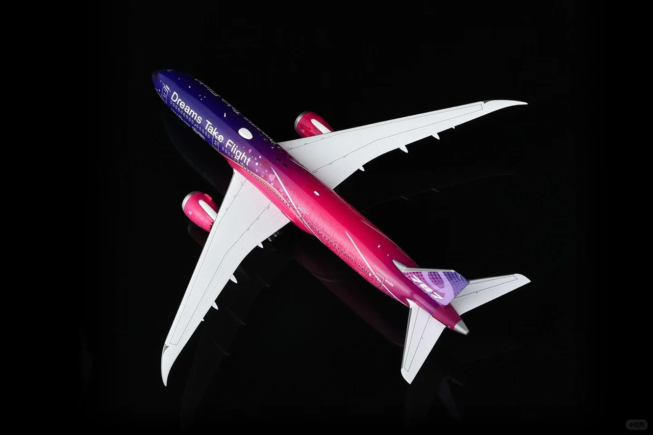 SQ Wings Boeing Company B787-9 Reg: N1015B "Dreams Take Flight" L2128 ...