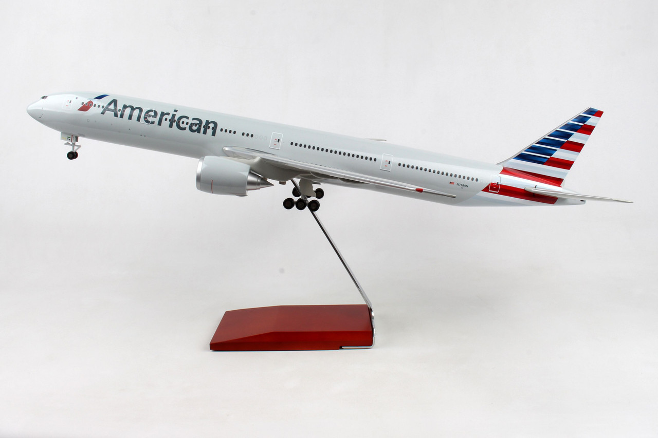 SKYMARKS AMERICAN 777-300 SKR9404 1:100