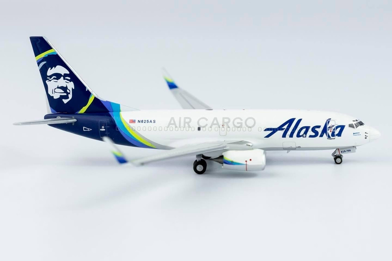 NG Model Alaska Air Cargo 737-700/w N625AS 77018 1:400
