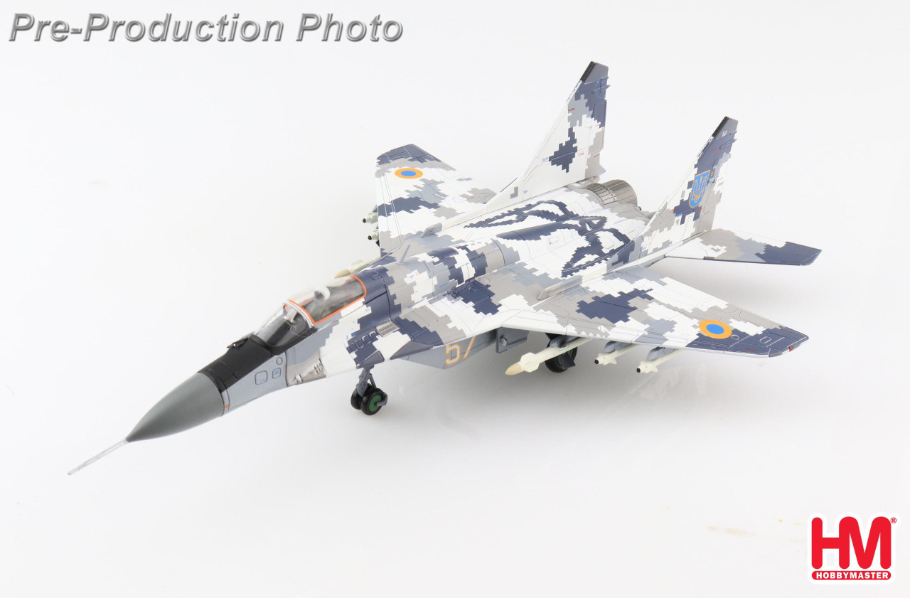 MIG-29 Fulcrum C HA6518W 1:72