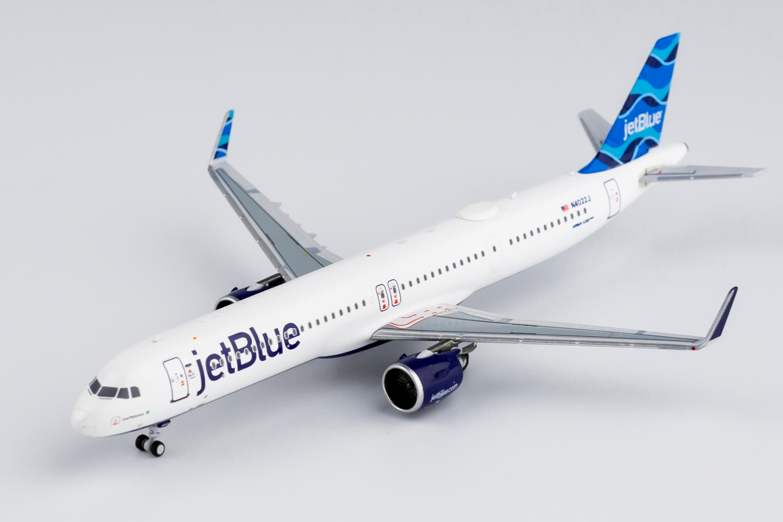JetBlue Airways A321 (First Mint Livery) N982JB 13101 1:400
