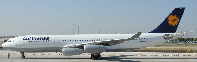 Phoenix Model Lufthansa Airbus A340-200 D-AIBE PH04552 1:400