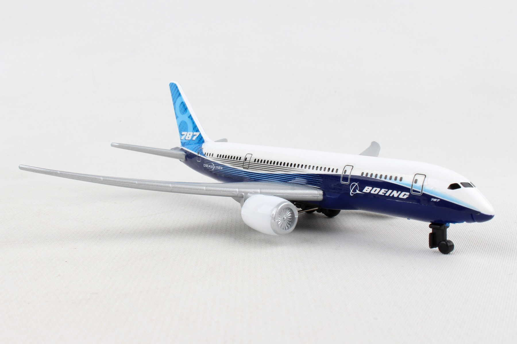 BOEING 787 SINGLE PLANE NEW LIVERY - Airline Museum