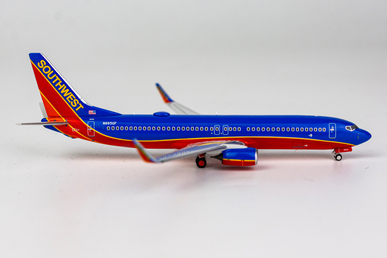 NG Model Southwest Airlines Canyon Blue livery 737-800/w N8650F 58070 1:400