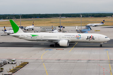 Japan Airlines B777-300ER JA731J "Sky Eco" PH4JAL2345 1:400