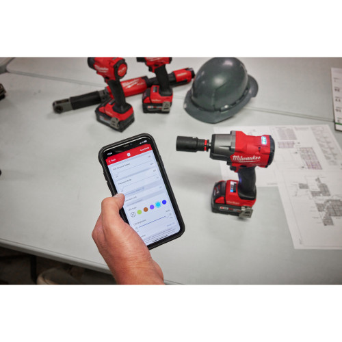 Milwaukee 3062-20 M18 FUEL 1/2 in. Controlled Mid-Torque Impact Wrench ...