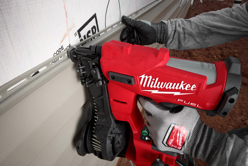 Milwaukee 2909-20 M18 FUEL Coil Roofing Nailer - TEGS Tools & Machinery