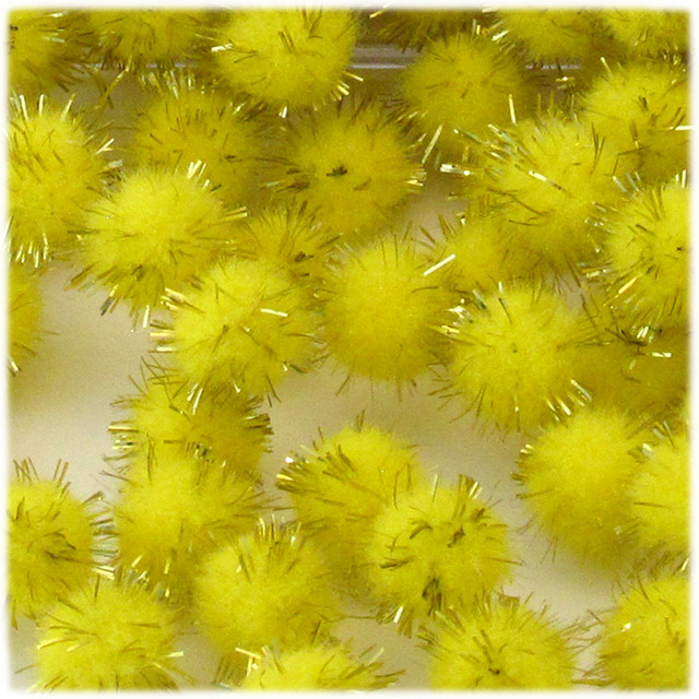 Pom Pom | 25mm- | 25-pc | Light Yellow | Crafts Outlet