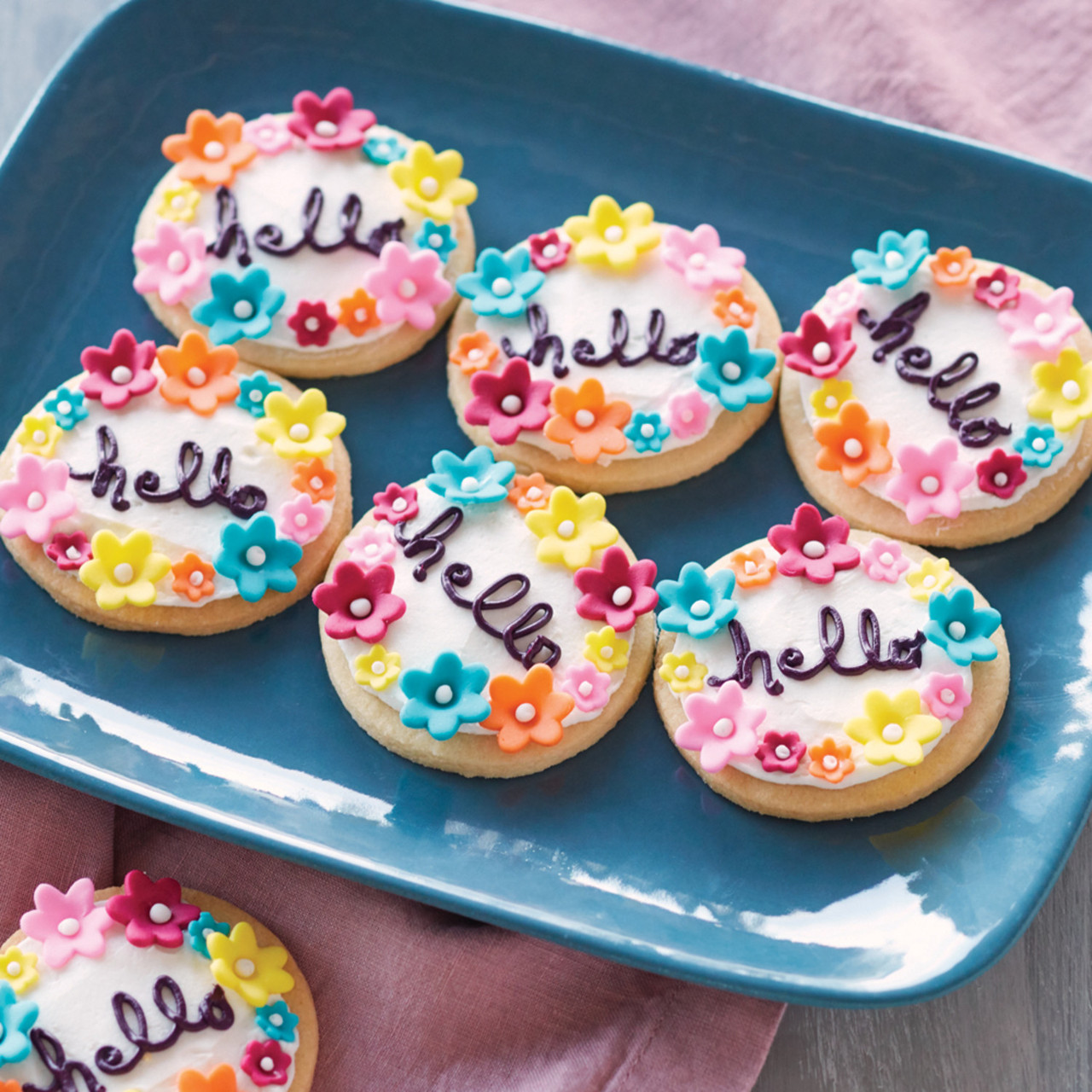 A Cheery Hello Cookie - Wilton
