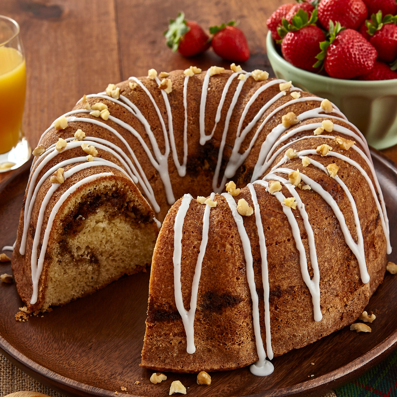 Cinnamon Walnut Swirl Coffee Cake - Wilton
