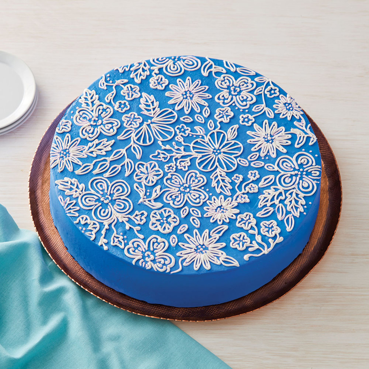 Blooming Blue Buttercream Cake - Wilton