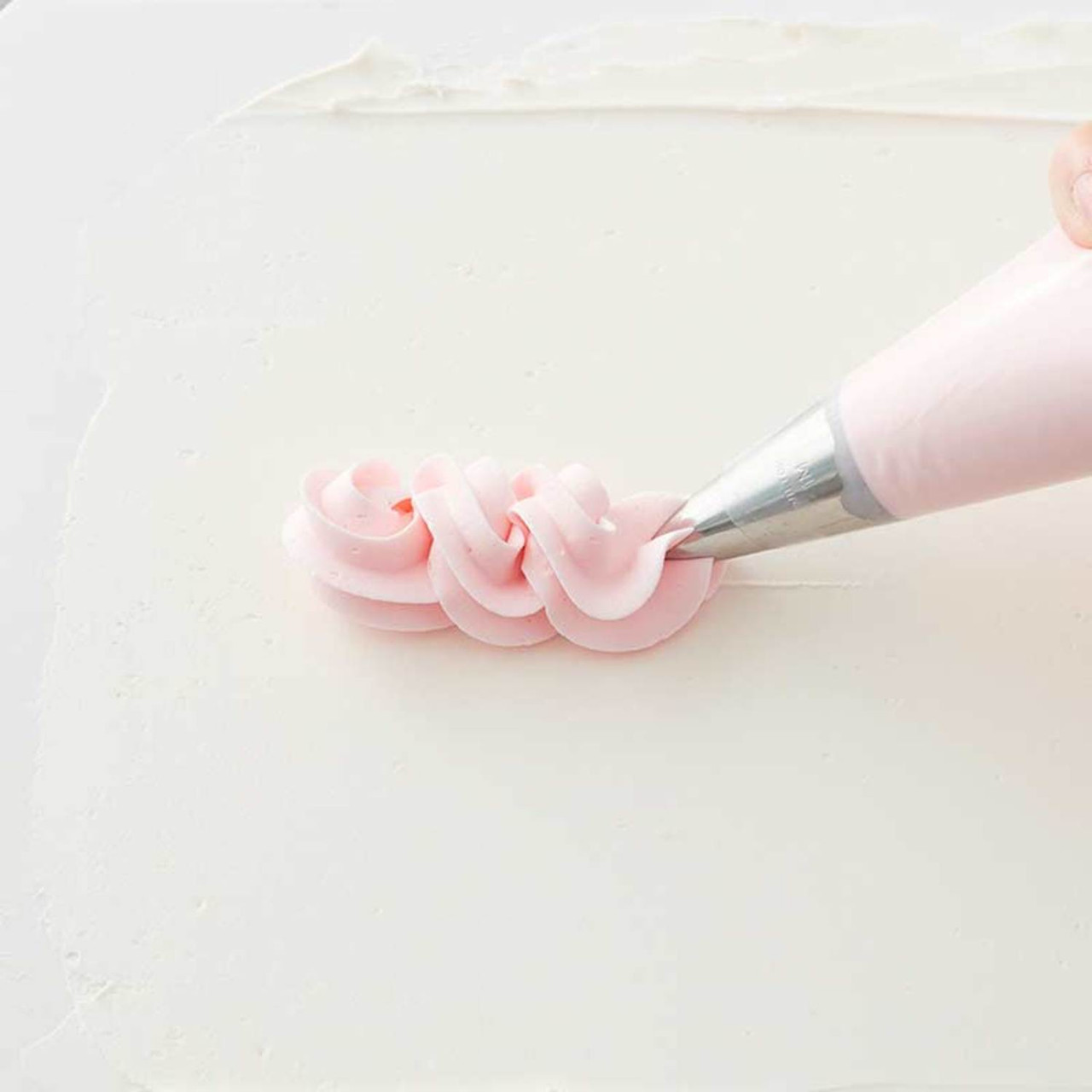Cake Frosting Border