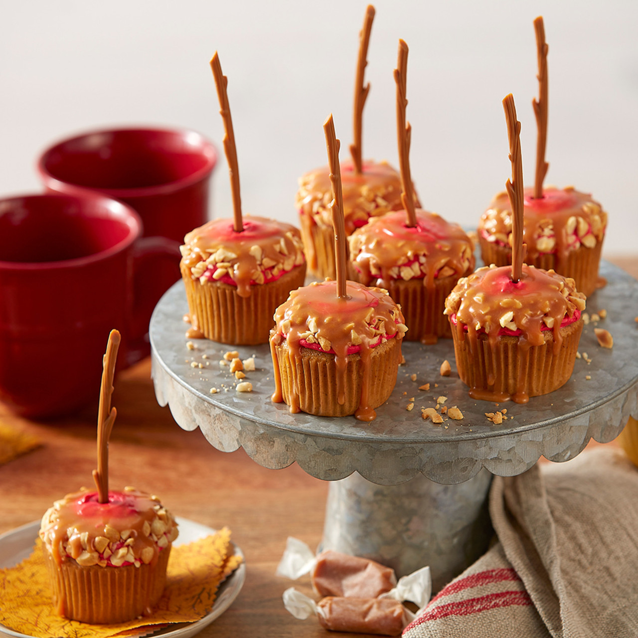 Caramel Apple Fall Cupcakes - Wilton