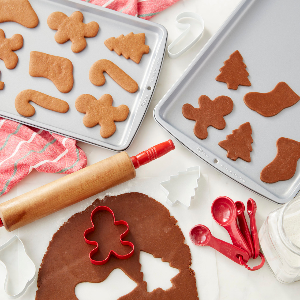 Recipe Right Cookie Sheet Set, 3-Piece Non-Stick Baking Sheets - Wilton