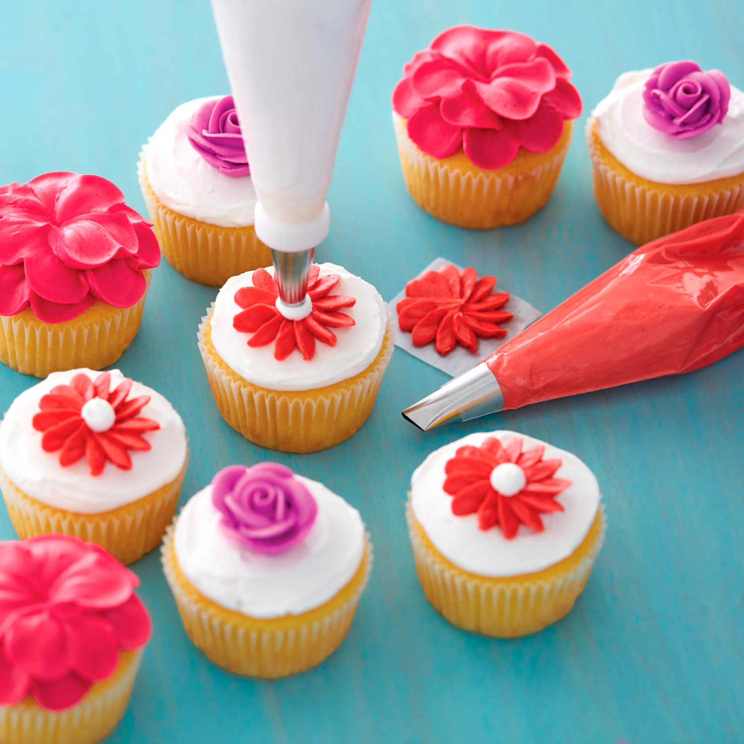 Decorating Piping Tip Set, 22 Piece - Wilton