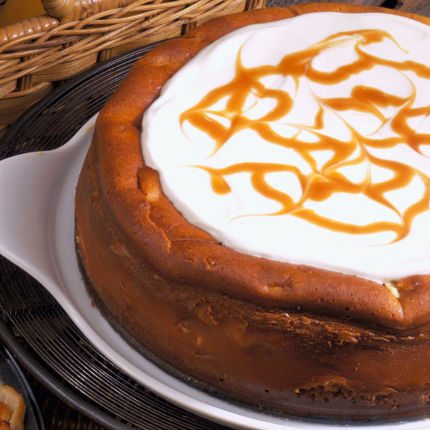 Caramel Apple Cheesecake Recipe - Wilton