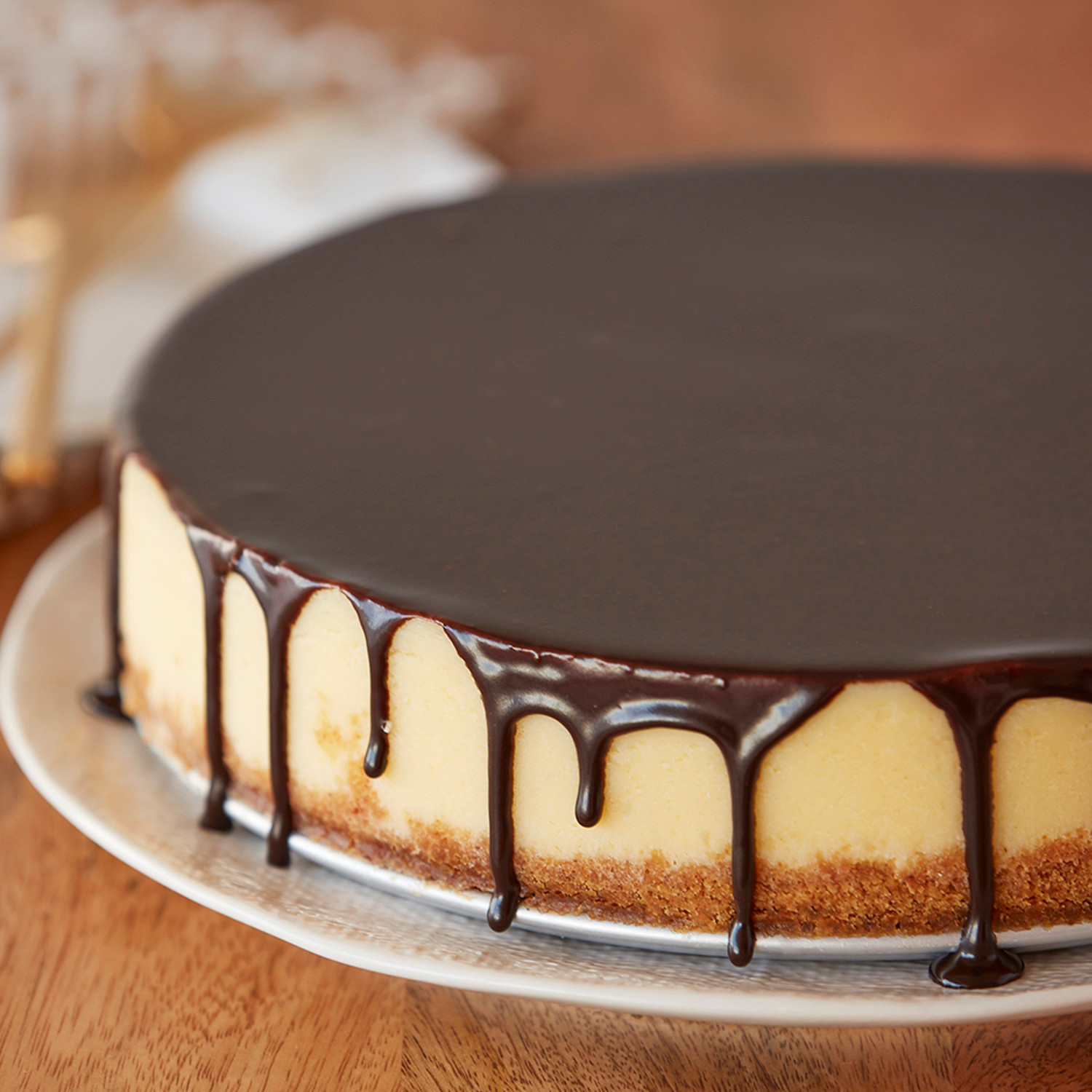 Creamy White Cheesecake - Wilton