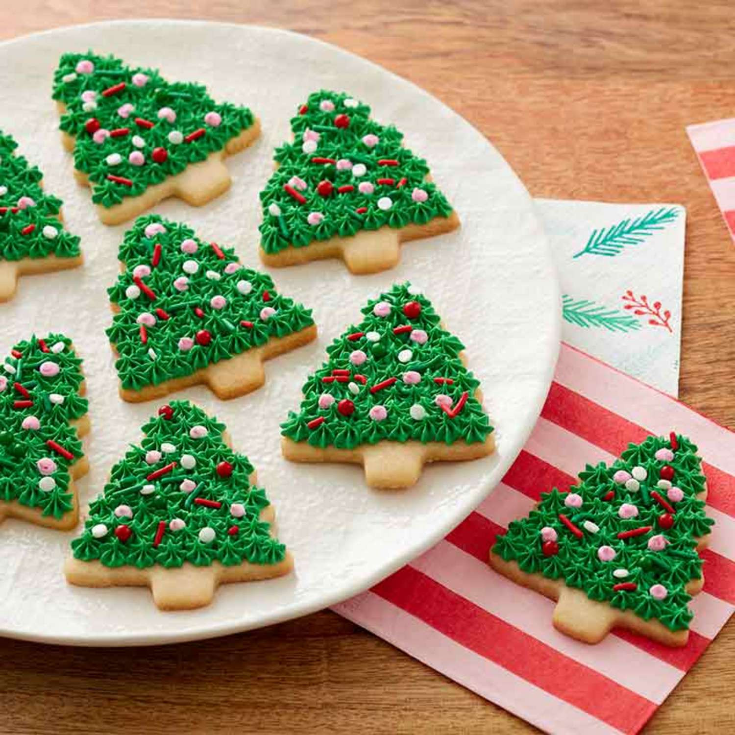 Soft Frosted Christmas Sugar Cookies - Wilton